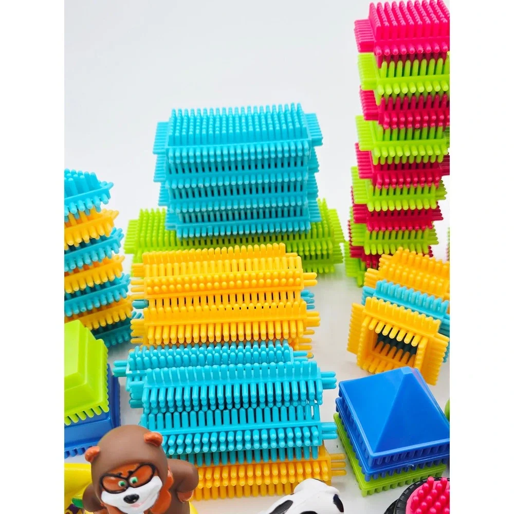 Bristle Blocks | Toys | Vintage Bristle Blocks Building Set Animal ...